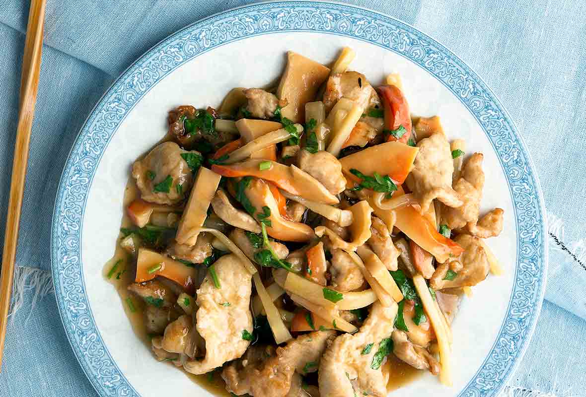 62. Moo Goo Ga Pan | Lucky Wok Asian Cafe